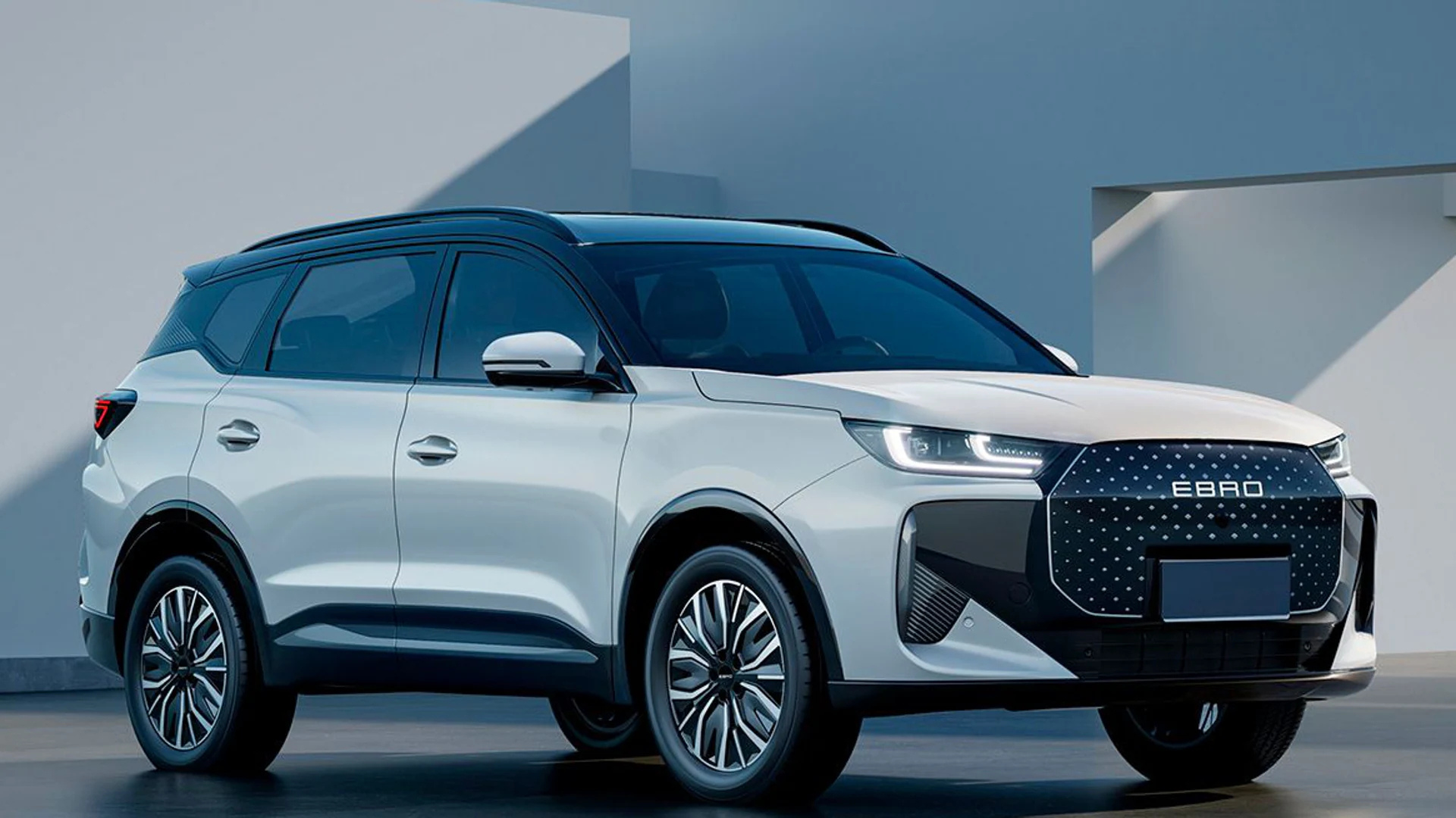 Chery y Ebro-EV Motors Inician la Producción en Barcelona